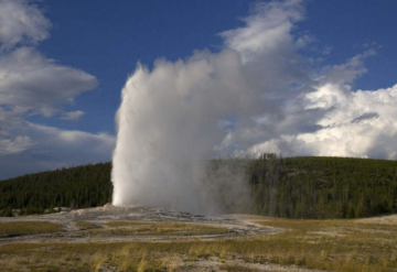 How are geysers formed - Natural Geysers | ESCOO